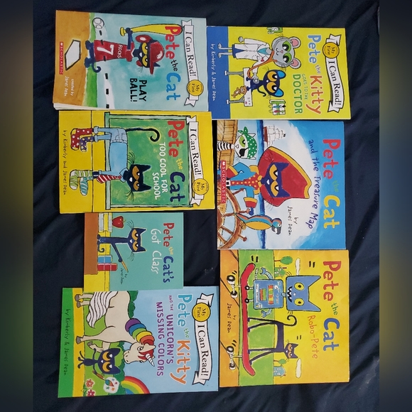 Pete the Cat | Other | Bundle Of 7 Pete The Cat And Pete The Kitty ...